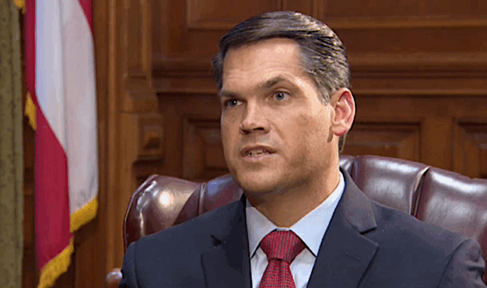 Former Lt. Gov. Geoff Duncan officially switches to the Democratic ...